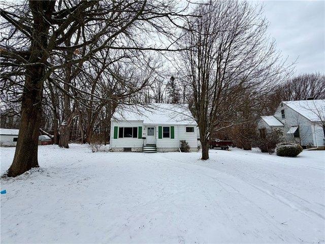 43 Hampton Rd, Elmira, NY 14904