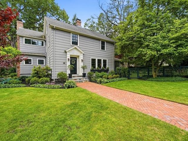 43 Hayes Ave, Lexington, MA 02420