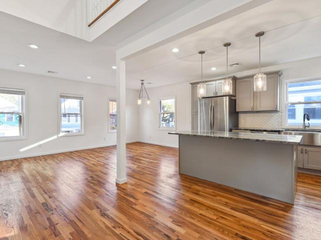 43 Howe Avenue, Montclair, US, NJ