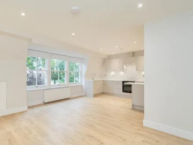 43 Howitt Road, London, NW3 4LU, United Kingdom | 3 bed apartment for rent #167774807 | Rentberry