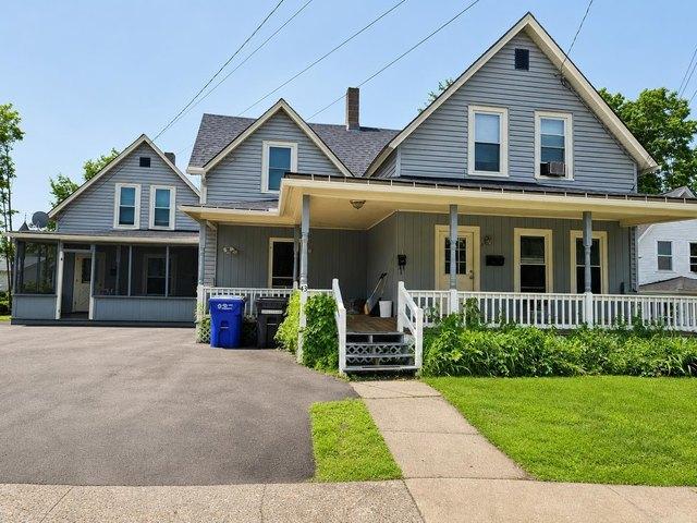 43 Indian Point St, Newport City, VT 05855