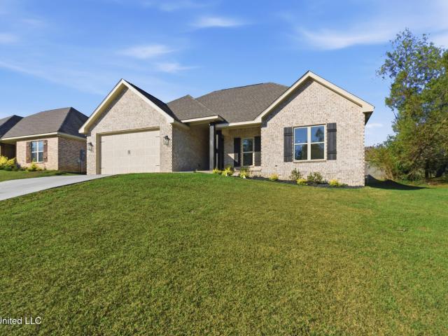 43 Island Oak, Hattiesburg, MS 39402 | MLS #4132 | Compass