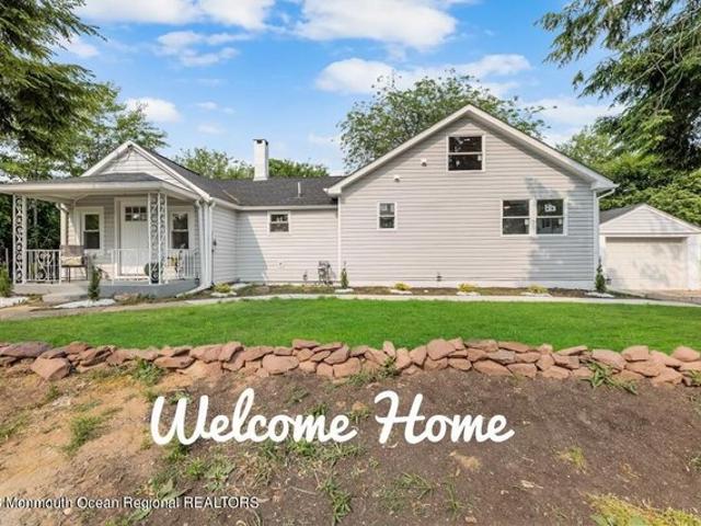 43 John St, Spotswood, NJ 08884