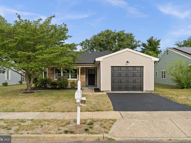 43 Kingston Way, Southampton, NJ 08088