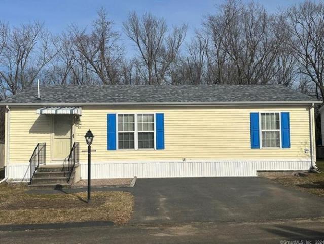 43 Laurel Cir, East Windsor, CT 06088