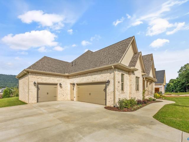 43 Legacy Oaks Place