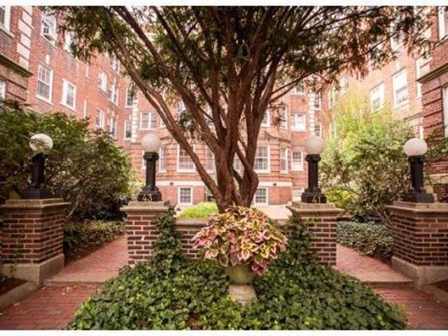 43 Linnaean St Unit 1A, Cambridge, MA 02138