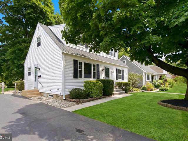 43 Longwood Drive