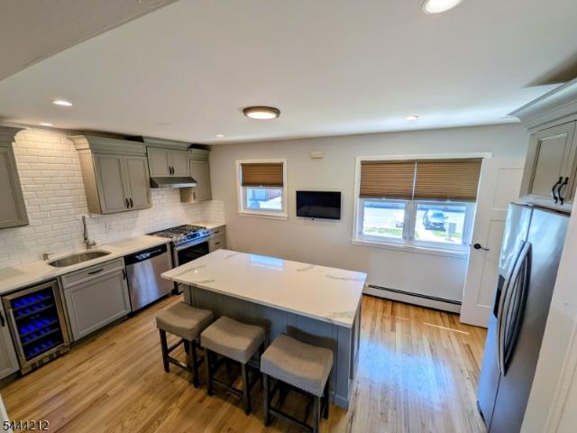 43 Manchester Ct