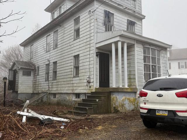 43 Main St, Tremont, PA 17981 | Compass