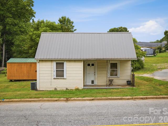 43 N Highland Avenue