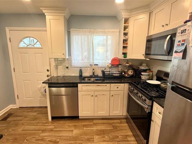 43 Orchard Street # 1