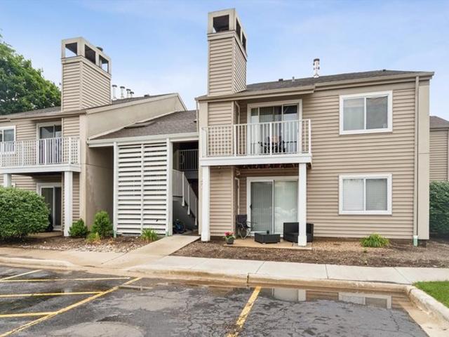 43 Orchard Ter Apt 3, Lombard, IL 60148