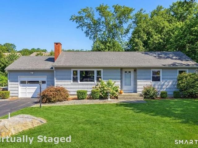 43 Park Pl, East Lyme, CT 06357