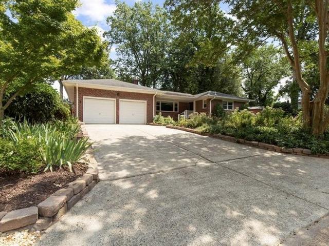 43 Patton Dr, Newport News, VA 23606