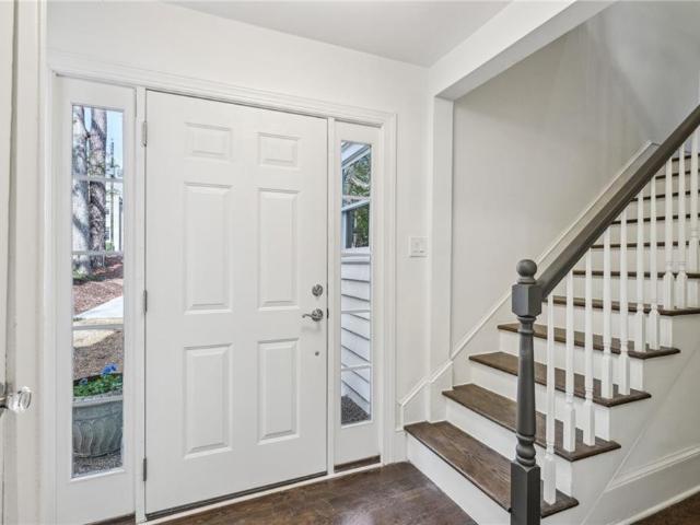 43 Peachtree Way NE
