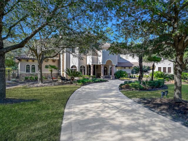 43 Philbrook Way, The Woodlands, TX 77382 | MLS #98406 | Compass