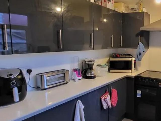 43 Ruskin Avenue, Manchester, M14 4DP, United Kingdom | 6 bed townhouse for rent #86946141 | Rentberry