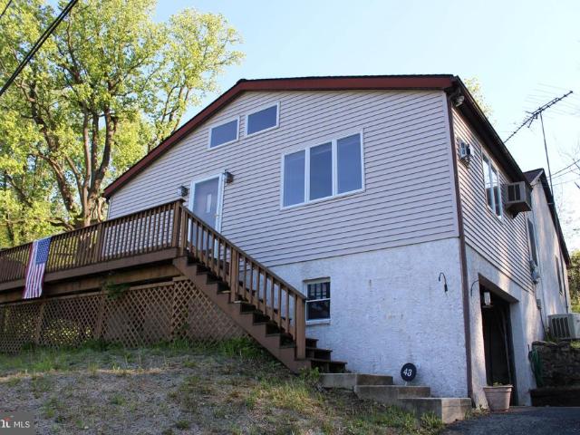 43 S Grims Mill Road