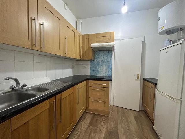 43a King Street, SOUTHALL UB2 1 bed flat to rent £1,495 pcm £345 pw