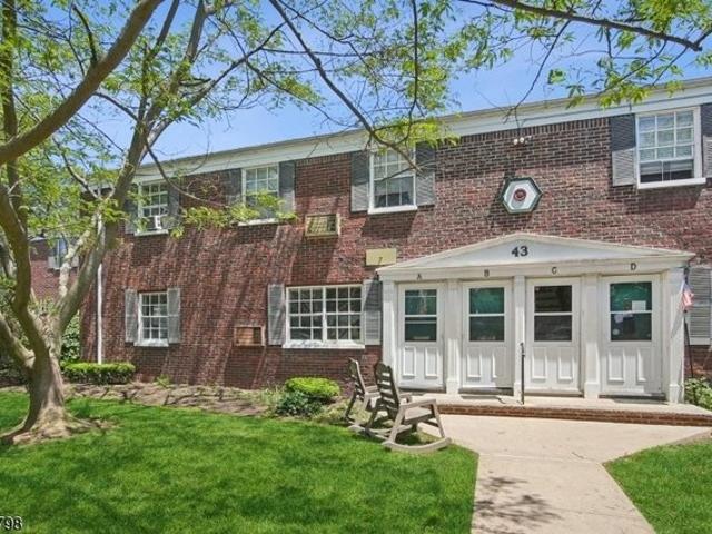 43A W Roselle Ave, Roselle Park, NJ 07204
