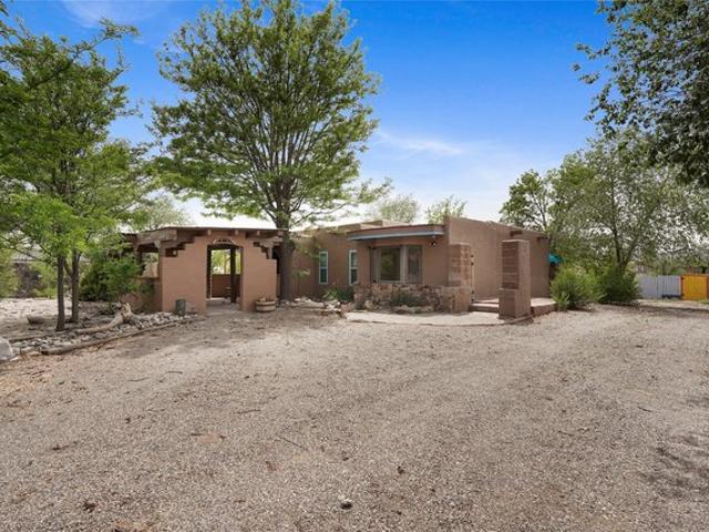 43B Boneyard Rd, Espanola, NM 87532