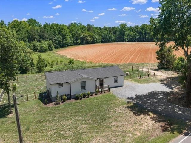 4004 Old Nc 75, Stem, NC 27581