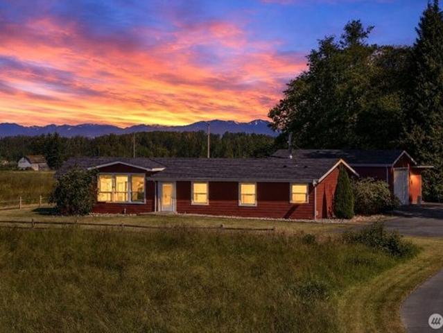 4004 Brown Rd, Ferndale, WA 98248