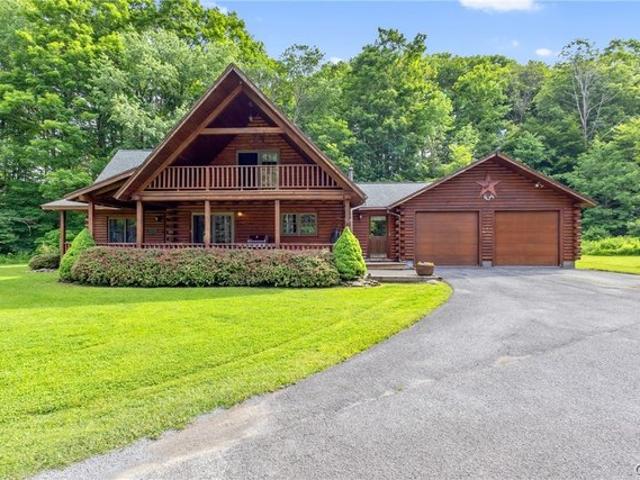 4004 Brunel Rd, Cazenovia, NY 13035