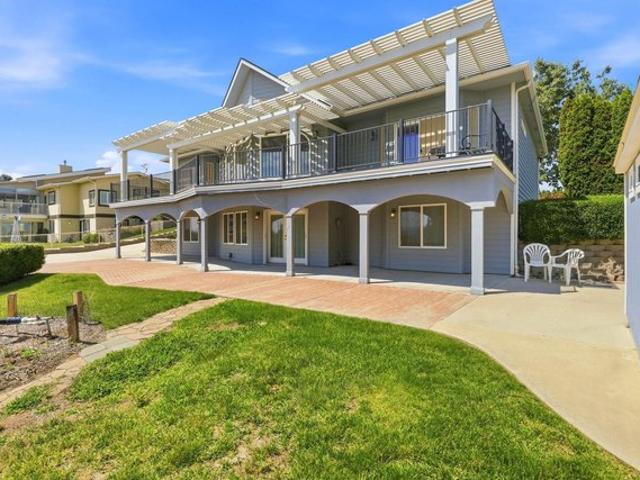 4004 Desert Plateau Dr, Pasco, WA 99301
