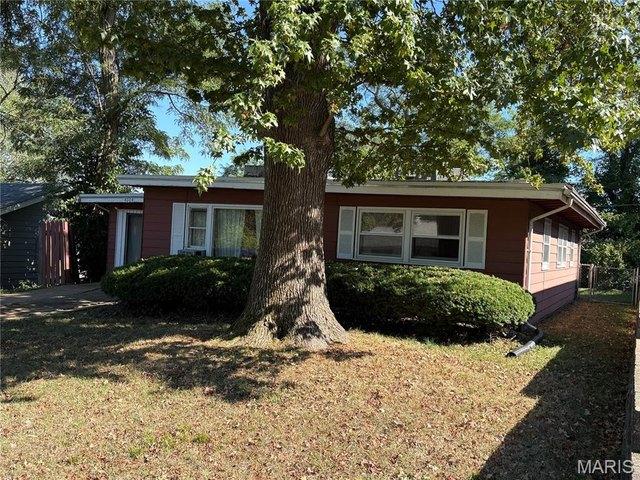 4004 Engler Ave, Saint Louis, MO 63114