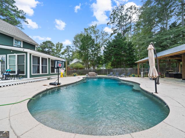 4004 Jeffery Way NE