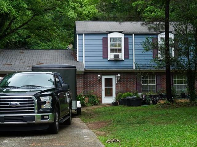 4004 S Veracruz Dr, Decatur, GA 30034