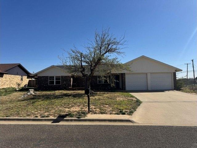 4004 Vicky St, Big Spring, TX 79720