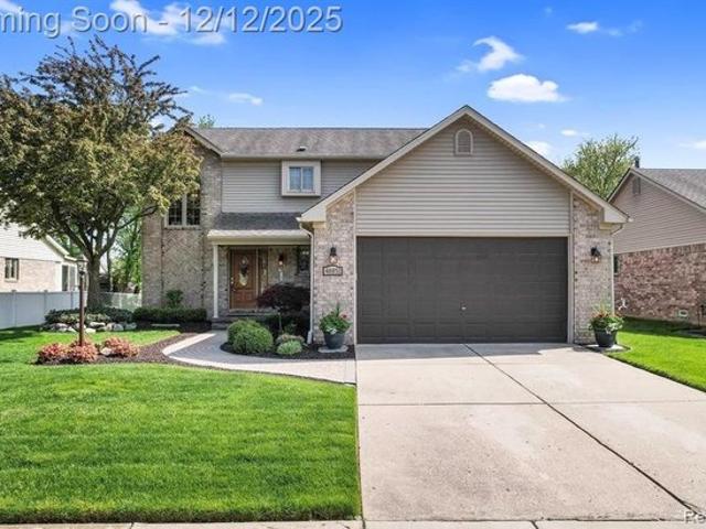 40051 Finley Dr, Canton, MI 48188