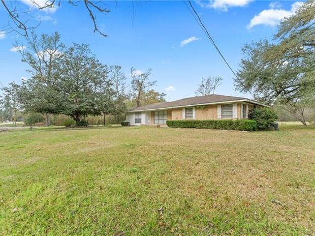 40055 N Thibodeaux Rd, Ponchatoula, LA 70454 | MLS #2553