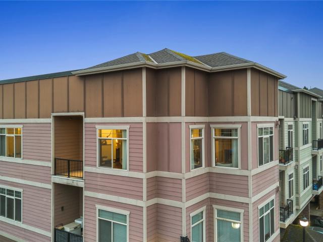 4005 NE 3rd Pl, Unit E, Renton, WA 98056 | MLS #2447 | Compass