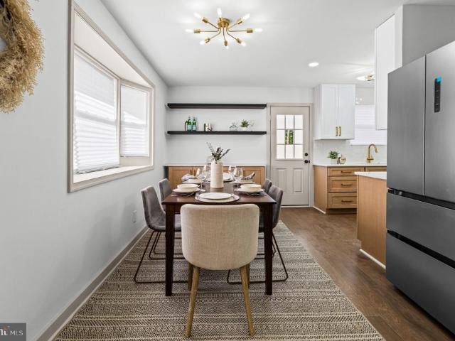 4005 Amy Lane