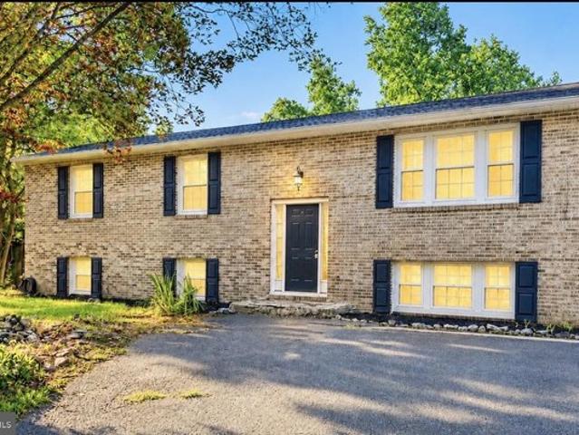 4005 Cassell Blvd, Prince Frederick, MD 20678