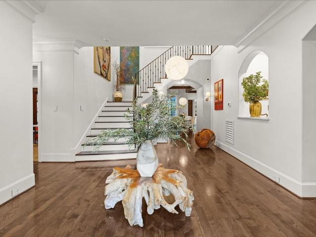 4005 Chatham Ln, Houston, TX 77027 | MLS #76489 | Compass
