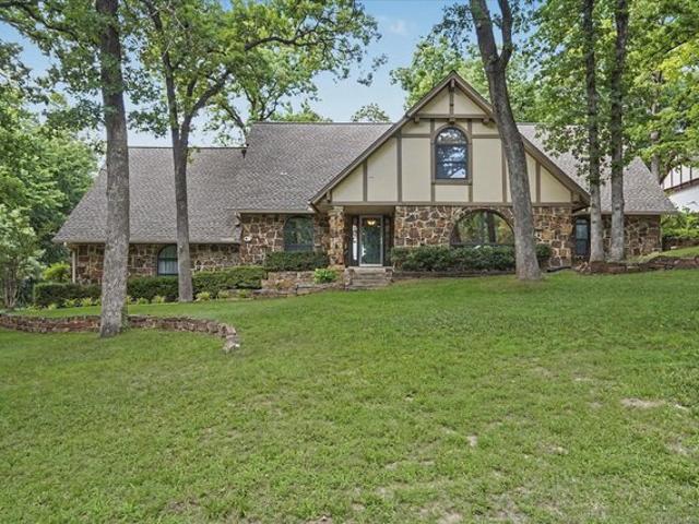 4005 E 107th St, Tulsa, OK 74137