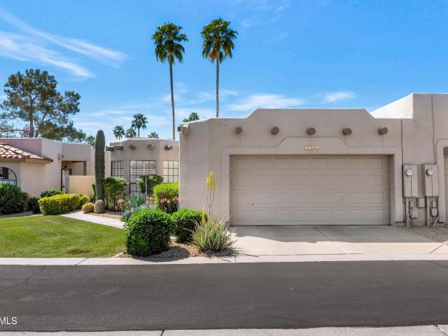 4005 E Round Hill Dr, Phoenix, AZ 85028 | MLS #7004 | Compass