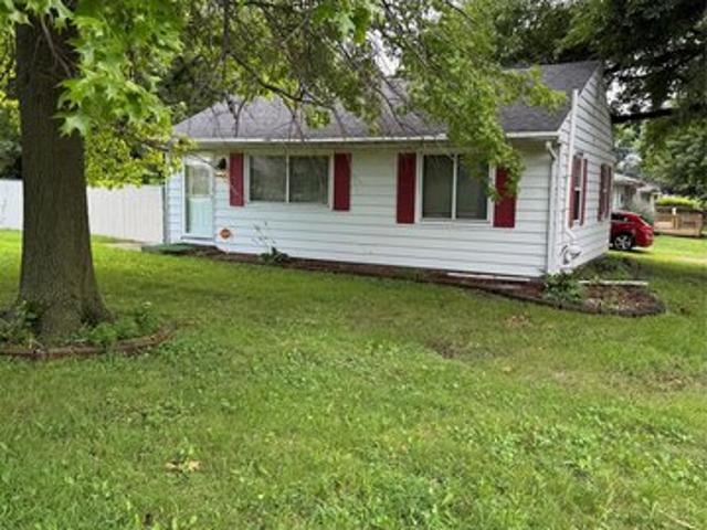4005 Easton Blvd, Des Moines, IA 50317