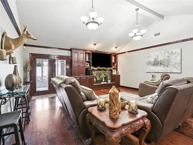 4005 Flaubert Dr, Marrero, LA 70072 | MLS #2540 | Compass