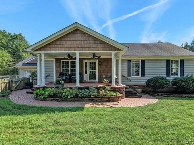 4005 West Chapel Dr, Goochland, VA 23063