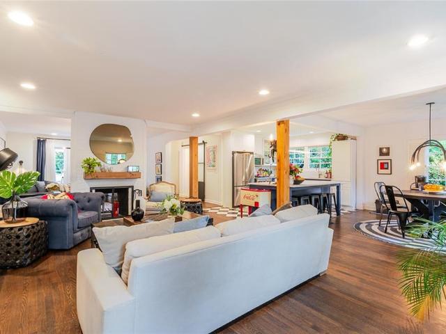 4006 N Stratford Rd NE, Atlanta, GA 30342 | MLS #7724 | Compass