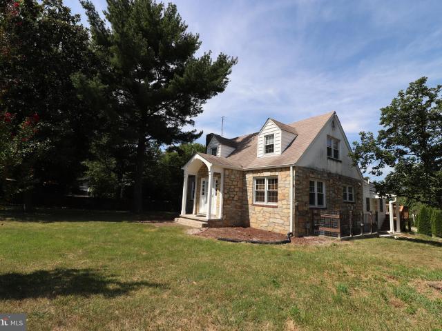 4006 Buckman Rd, Alexandria, VA 22309 | MLS #VAFX2266 | Compass