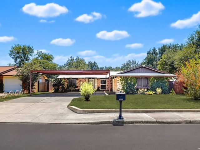 4006 Bretton Rdg, San Antonio, TX 78217
