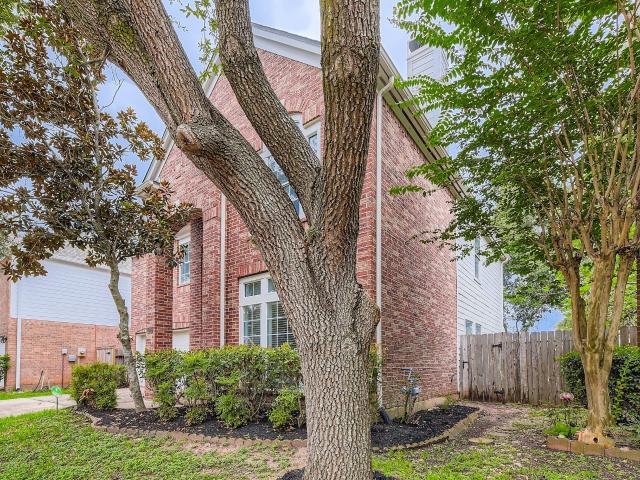 4006 Creek Ridge Ln, Missouri City, TX 77459 | Compass