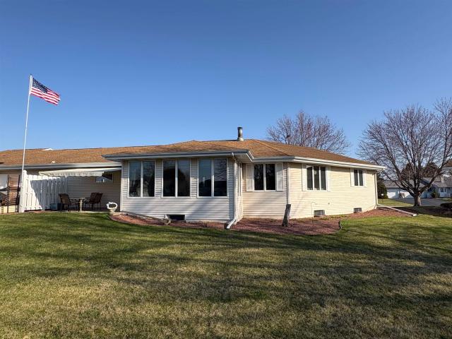 4006 Devereaux Dr, Janesville, WI 53546 | Compass